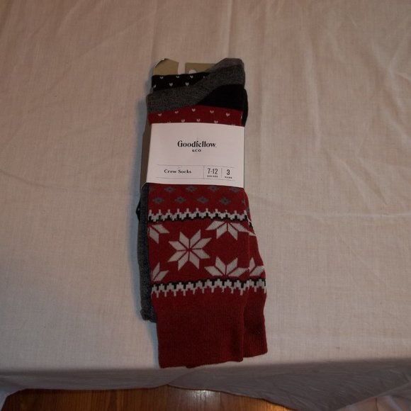 Goodfellow & Co | Underwear & Socks | Goodfellow Co Mens 3pk Crew Socks ...